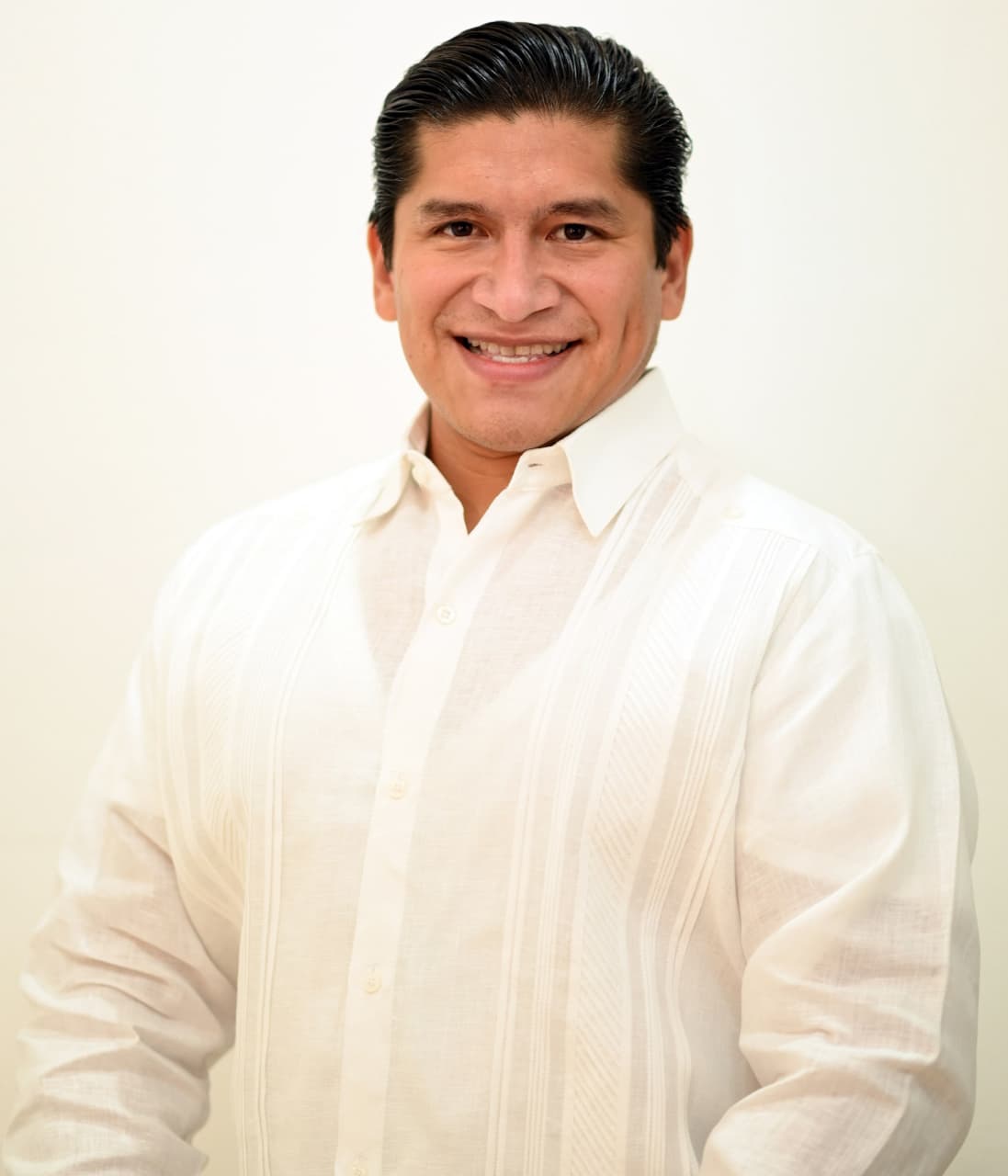 Lic. Adrián Abelardo Anguiano Aguilar